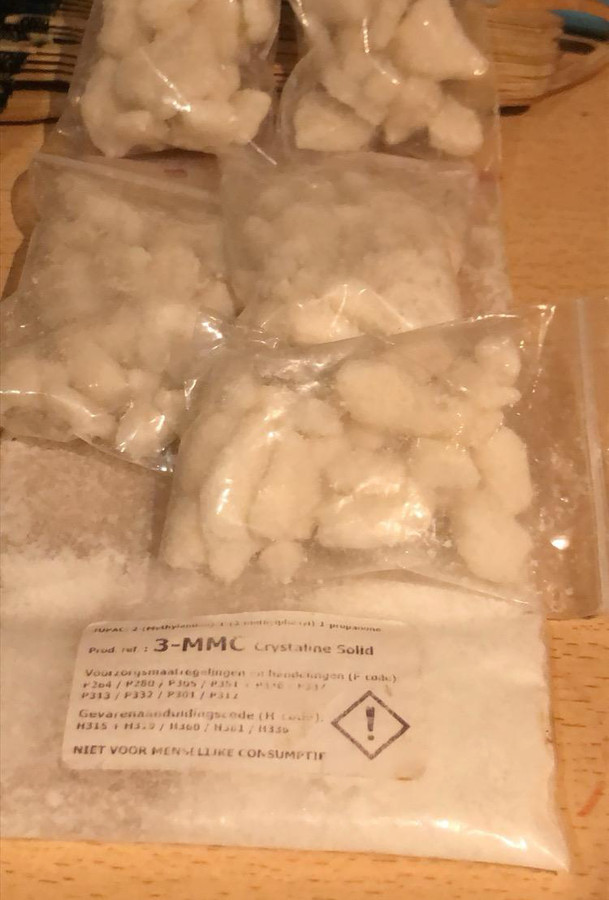 Sven Pichal liet 3-MMC vanuit Nederland leveren bij de VRT, maar wat is dat precies en hoe ...