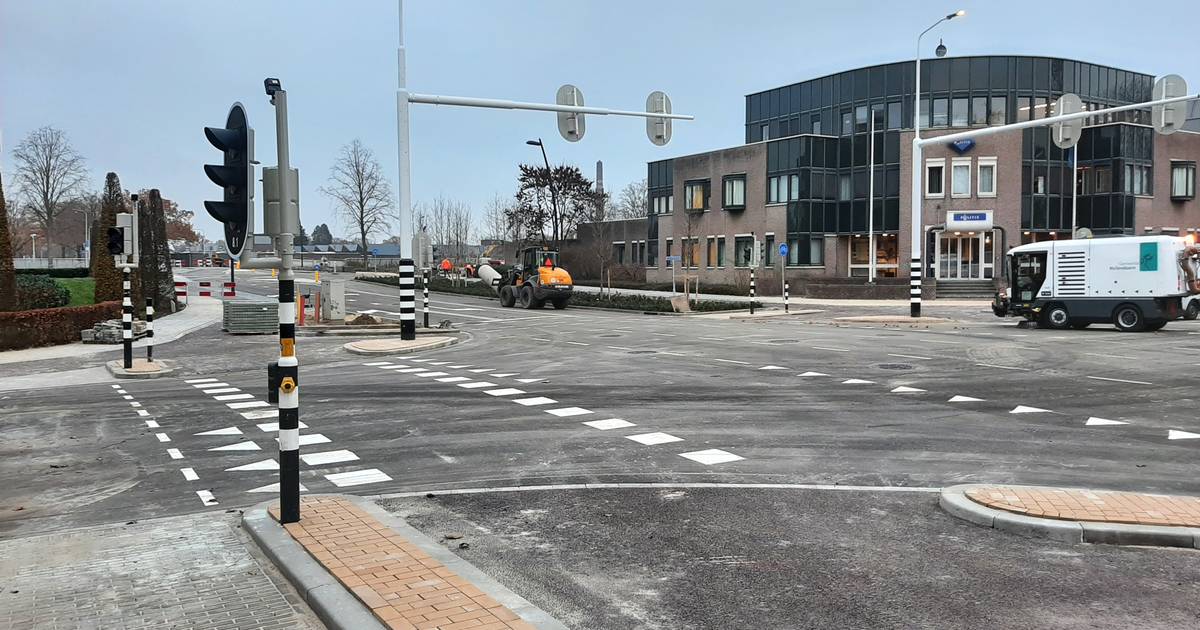 Werkzaamheden afgerond, maar kruising in Nijverdal gaat toch nog een dagje later open ...