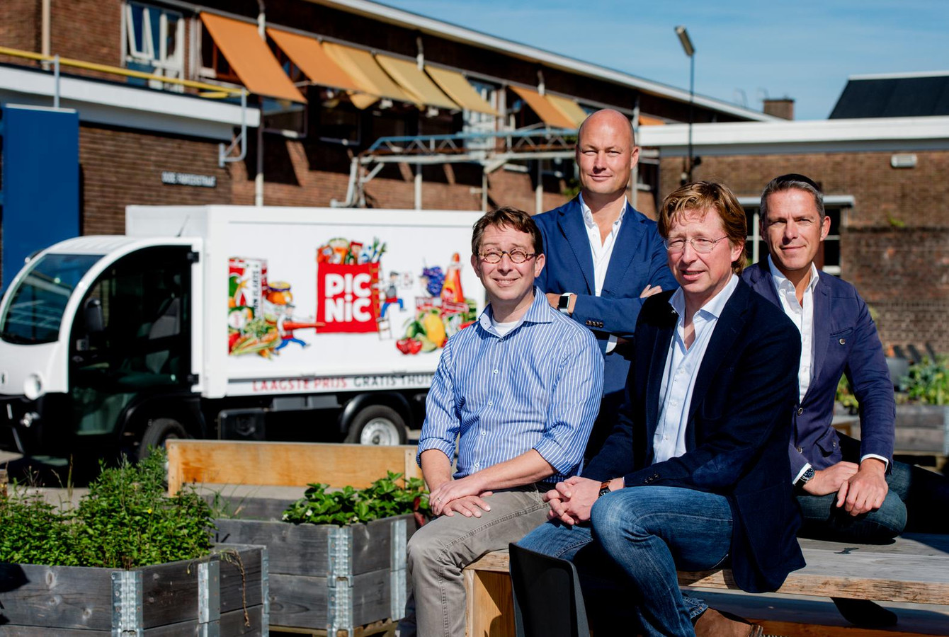 Picnic gaat landelijk boodschappen bezorgen | Foto | AD.nl