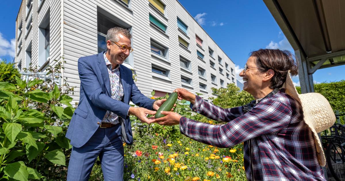 Mark Bouma tijdelijk de baas bij Alphens leerwerkbedrijf | Alphen | AD.nl