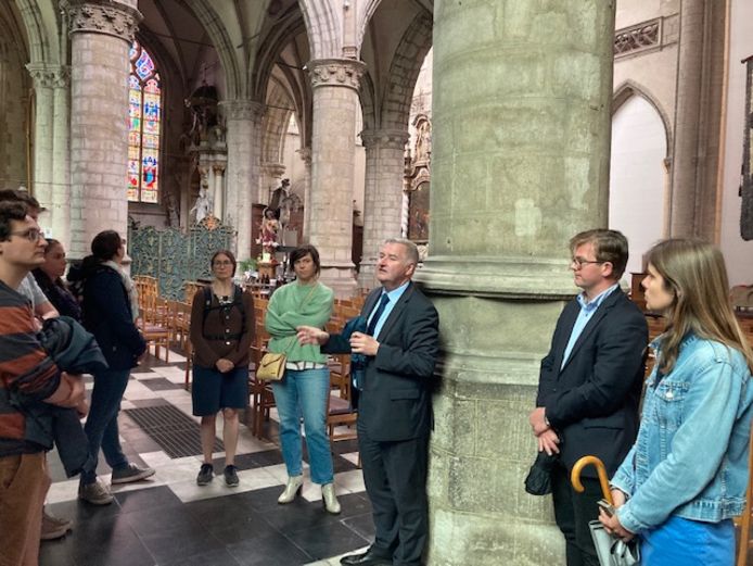 Leerlingen Onze-Lieve-Vrouwinstituut van Sint-Genesius-Rode bezoeken ...