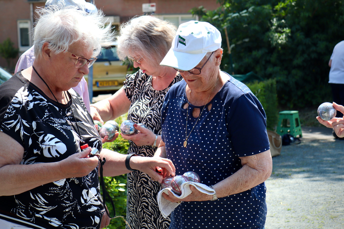 Vrolijke picknick-opening van park Haenenveld: „Alsof we in Frankrijk ...