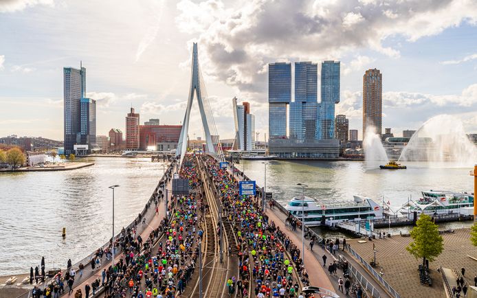Marathon gelopen? Stuur hier jouw medaillefoto in! | Rotterdam | AD.nl