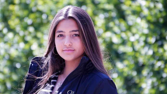 Lisa (18) naar finale prestigieuze Benelux-wedstrijd Queen of the ...