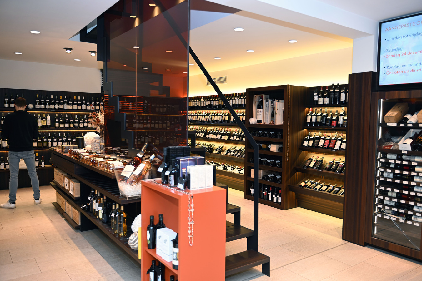 DULST viert 30-jarig bestaan als de referentie voor wijn in onze regio ...