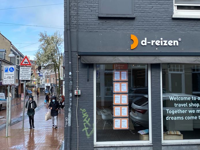 Vijftig winkels D-reizen heropenen op 1 juli | Economie | AD.nl