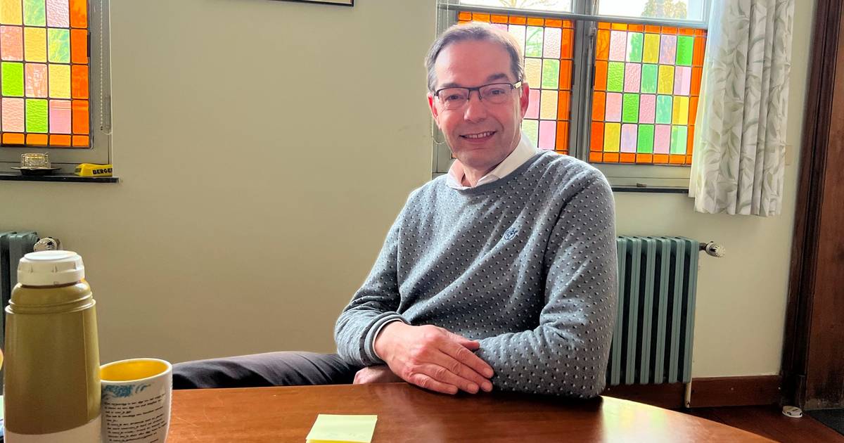 Pastoor Jan Coppens (58) neemt na 32 jaar afscheid van Sint ...