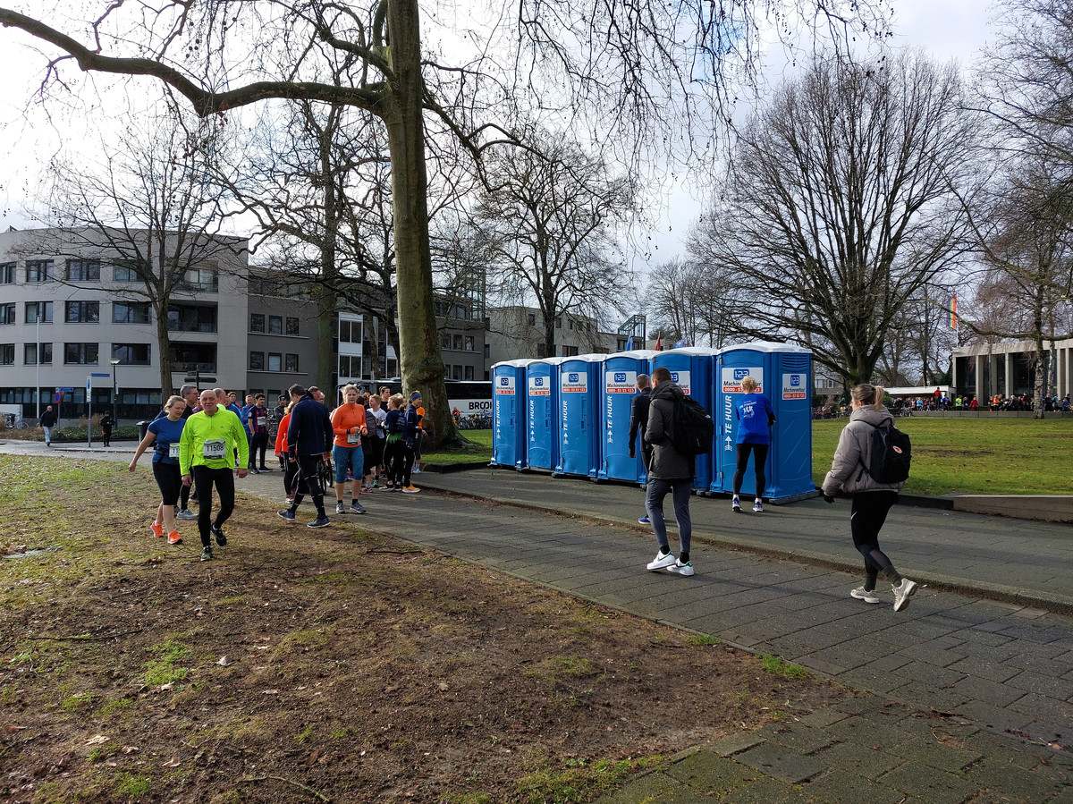 Eerst nog kou op de Loolaan, maar de zon gaat weer schijnen voor de ...