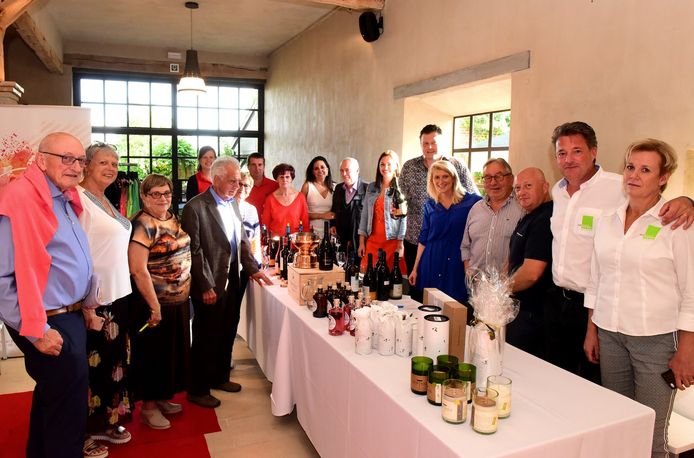 Zomerhappening van Vinea in Hof te Spieringen | Galmaarden | hln.be