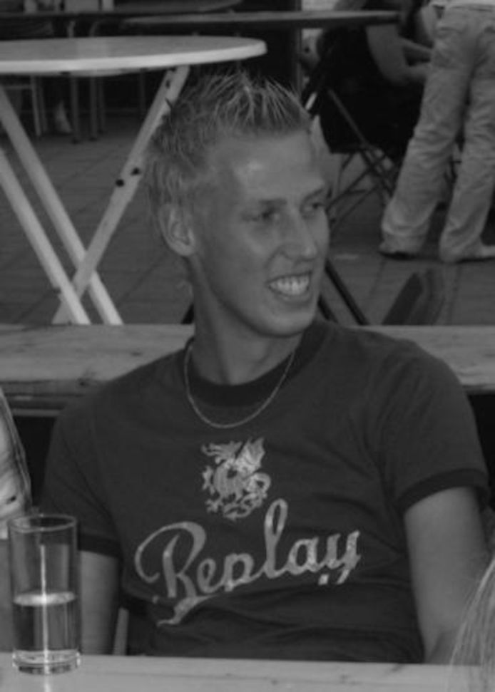 Remco van Moerkerk rakkerde en sleurde | Amateurvoetbal | gelderlander.nl