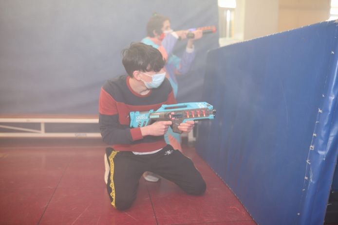 Zesdejaars van OLVI Boom vieren coronaveilige Chrysostomos: “Nóg leuker ...