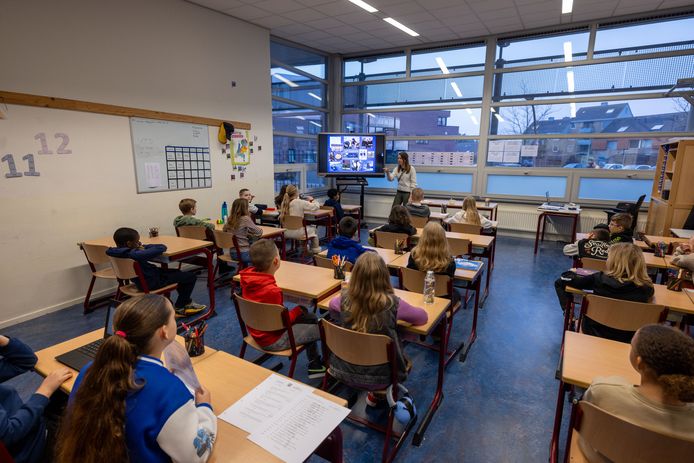 Je kind gaat ineens een dag minder naar school: wat nu? | Lelystad ...