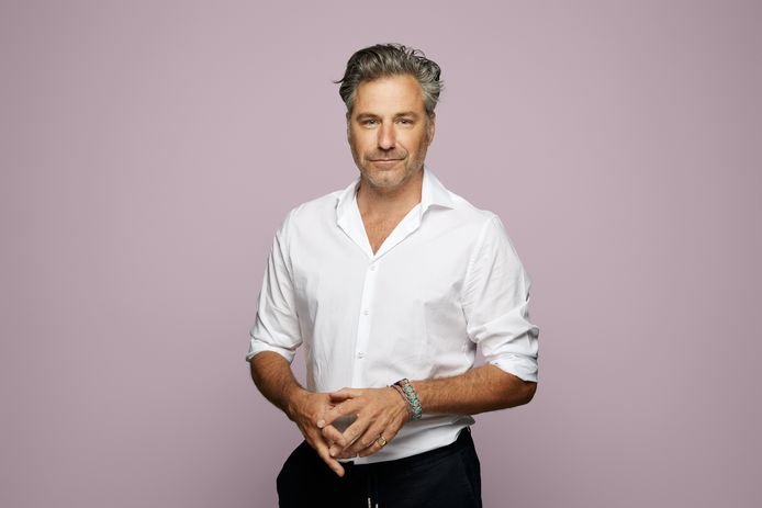 Acteur Frederik Brom: ‘Als ik 4 kilo zwaarder ben, merk ik dat bij het ...