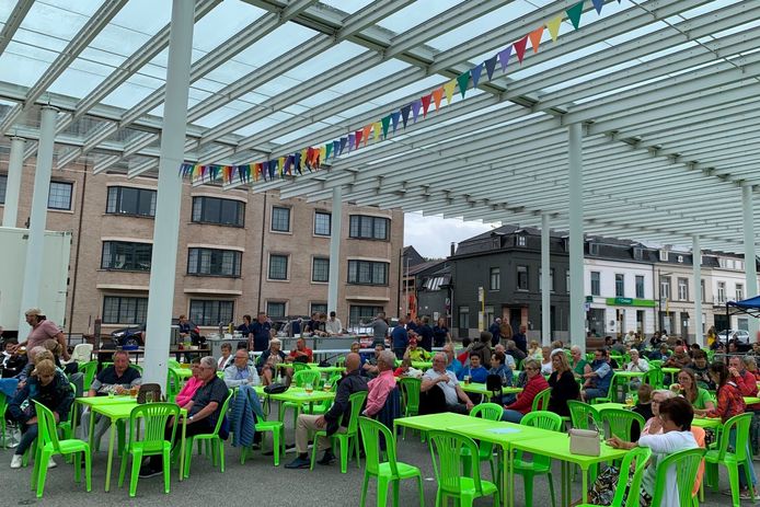 Verenigingen gezocht om toog tijdens zomerjaarmarkt te doen | Sint ...