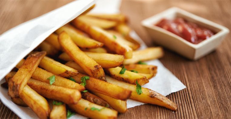 Zó groot moet een portie friet echt zijn volgens deze hoogleraar van ...