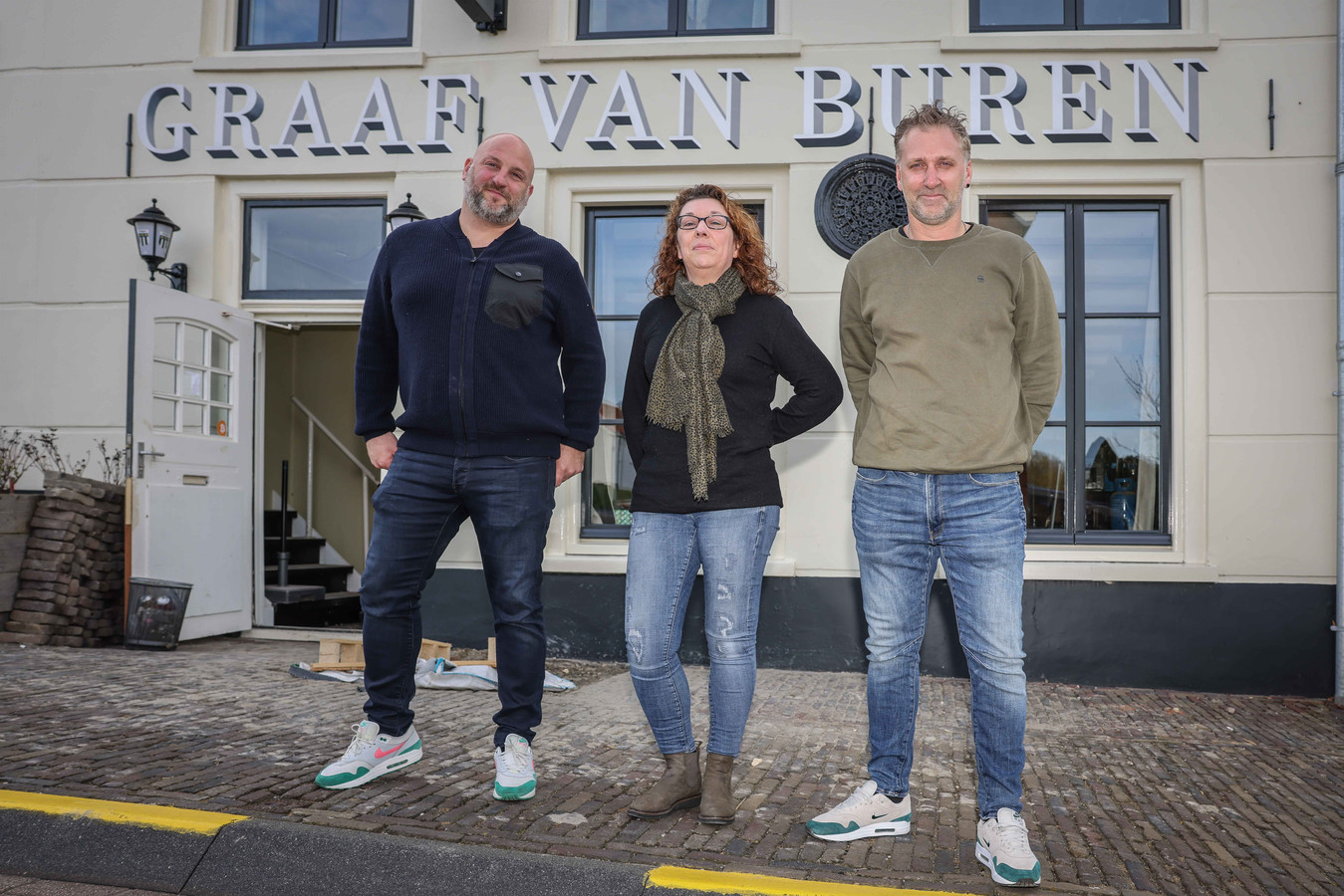 Veelgeprezen chef Chris van De Houtzaagwerf begint nieuwe horecazaak in ...