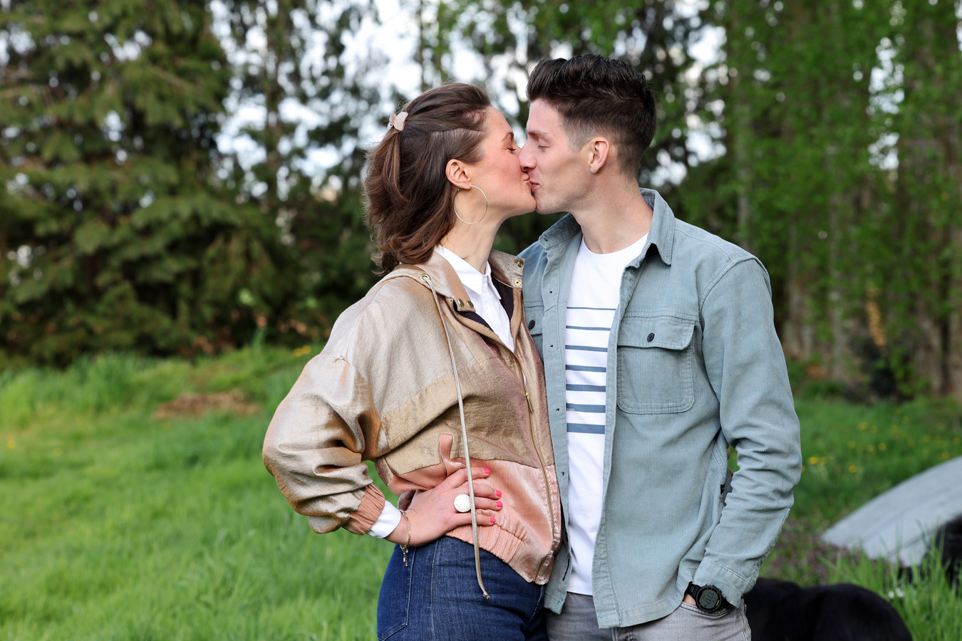 “Mijn hoofd zat al bij Wes”: Cathy toont nieuwe liefde die ze ontmoette ...