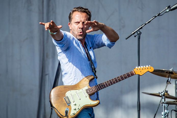 dEUS headliner (en curator) op Live is Live-festival op Antwerpse Linkeroever | Antwerpen | hln.be