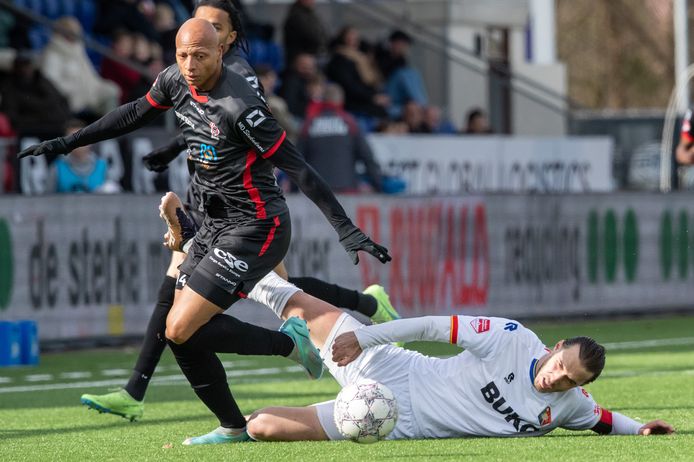 Woede en irritatie bij TOP Oss na late nederlaag: ‘Echt godsonmogelijk ...