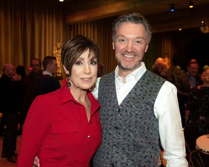 IN BEELD. Katja Retsin en Anne De Baetzelier stralen op première ...