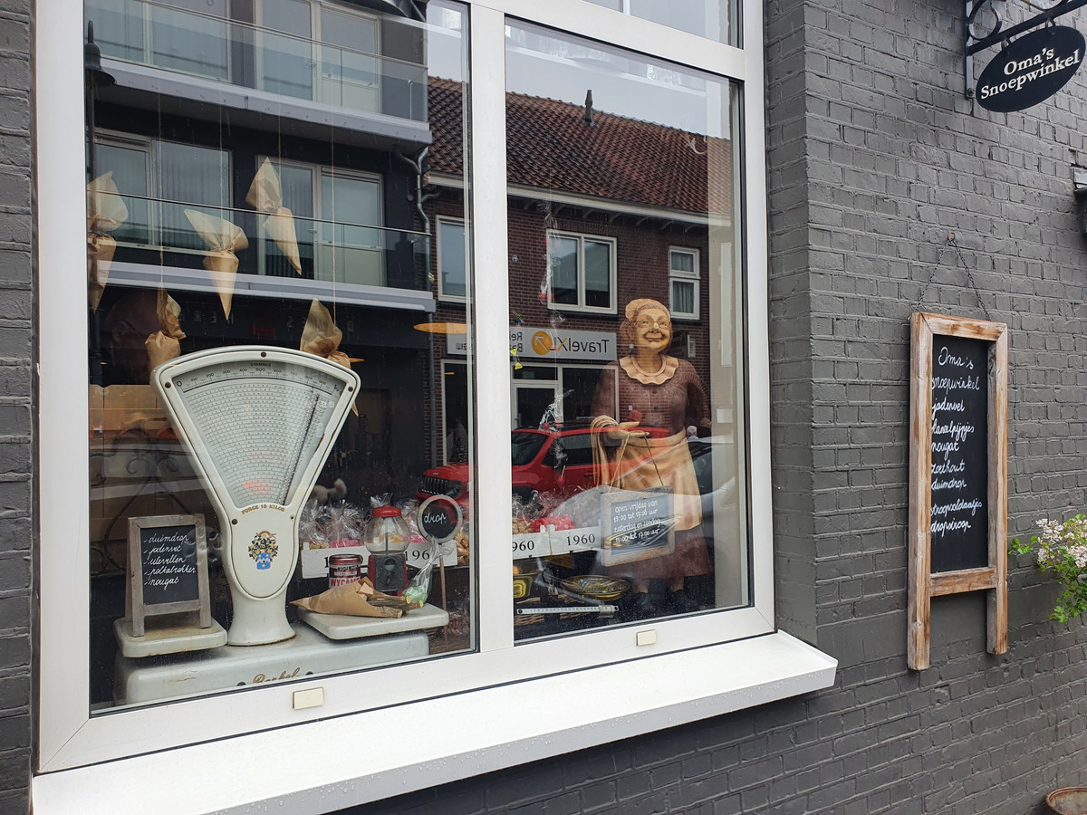 MIJN DORP. Het Baarle-Hertog van ondernemer en schepen Philip Loots (45 ...