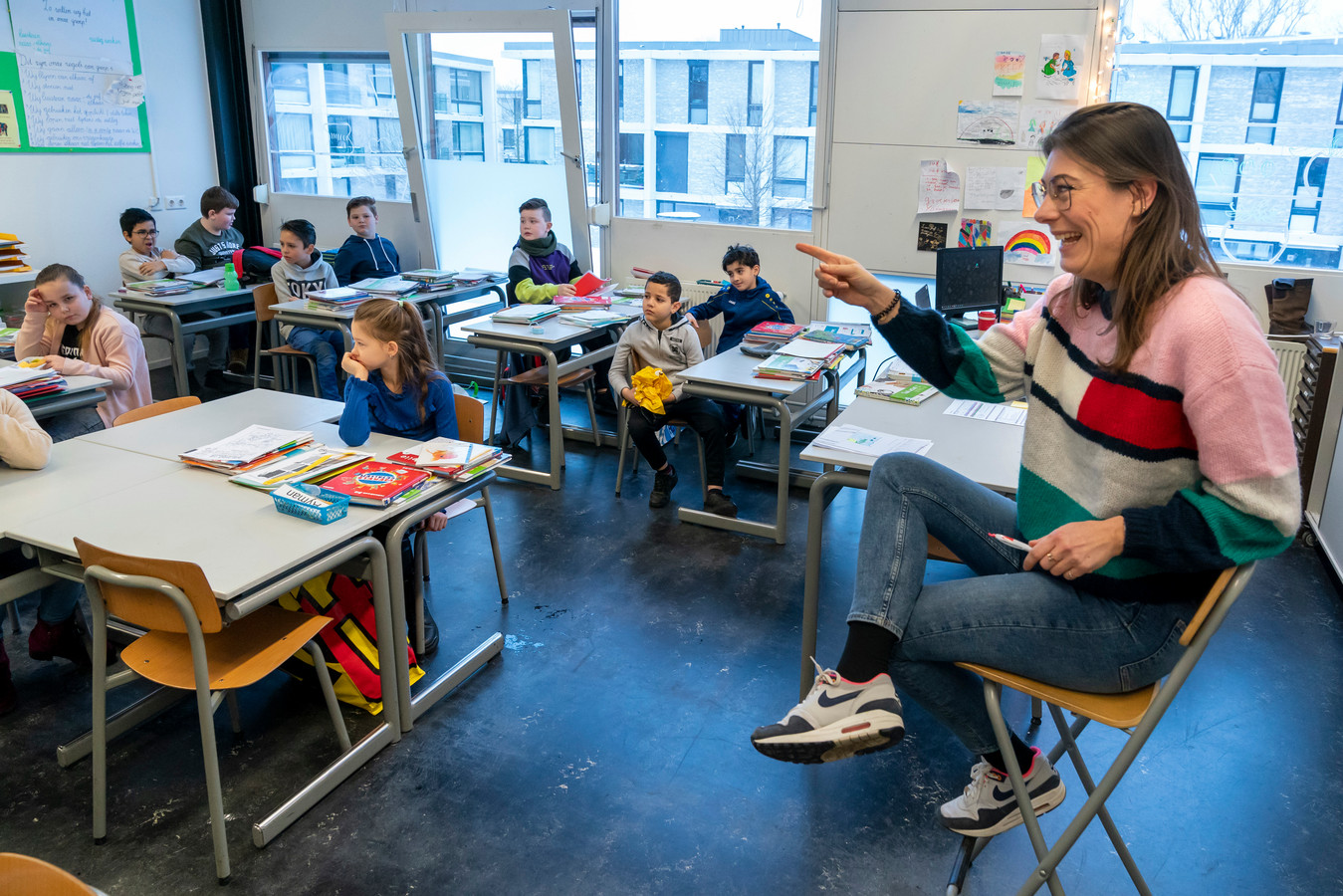 Die aai over de bol door de juf kan eindelijk weer: ‘Het voelt een ...