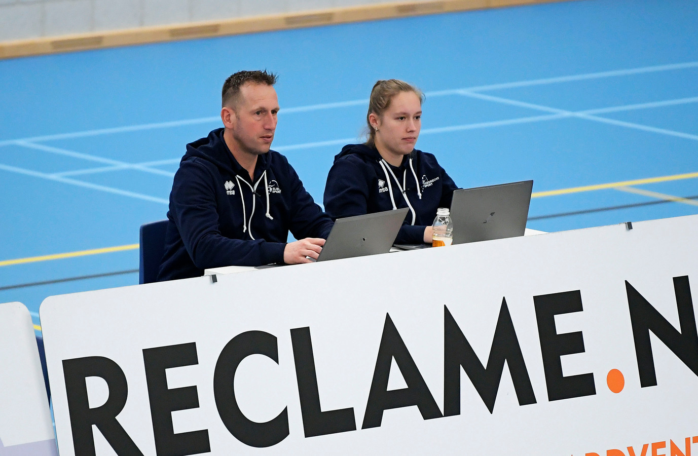 ‘Zo vader, zo dochter’ achter de achterlijn bij Sliedrecht Sport: ‘Dit ...