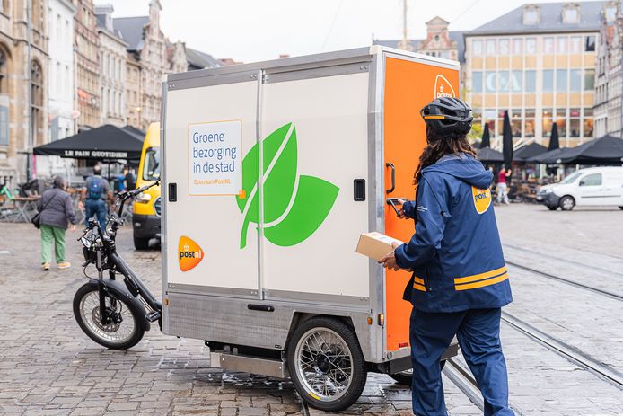 Nog meer pakjes worden in Gent nu met de ‘cargofiets’ tot aan de deur ...