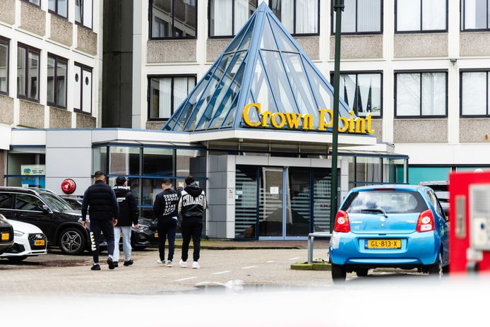 Crownpoint wordt gesloopt, gemeente zoekt vijf plekken voor ...