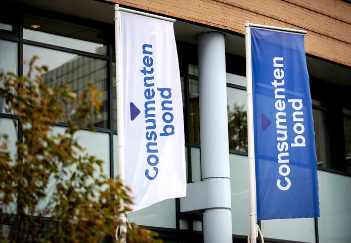 Consumentenbond begint massaclaim tegen Facebook | Tech | AD.nl