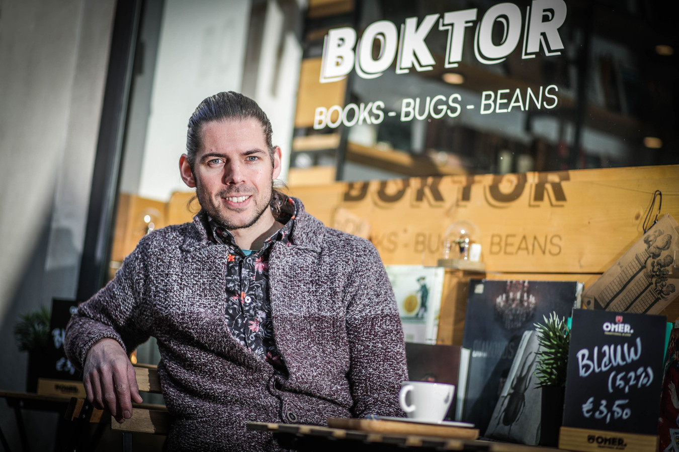 Boktor, de meest gezellige boekenwinkel van Limburg: “Veel zeldzame ...