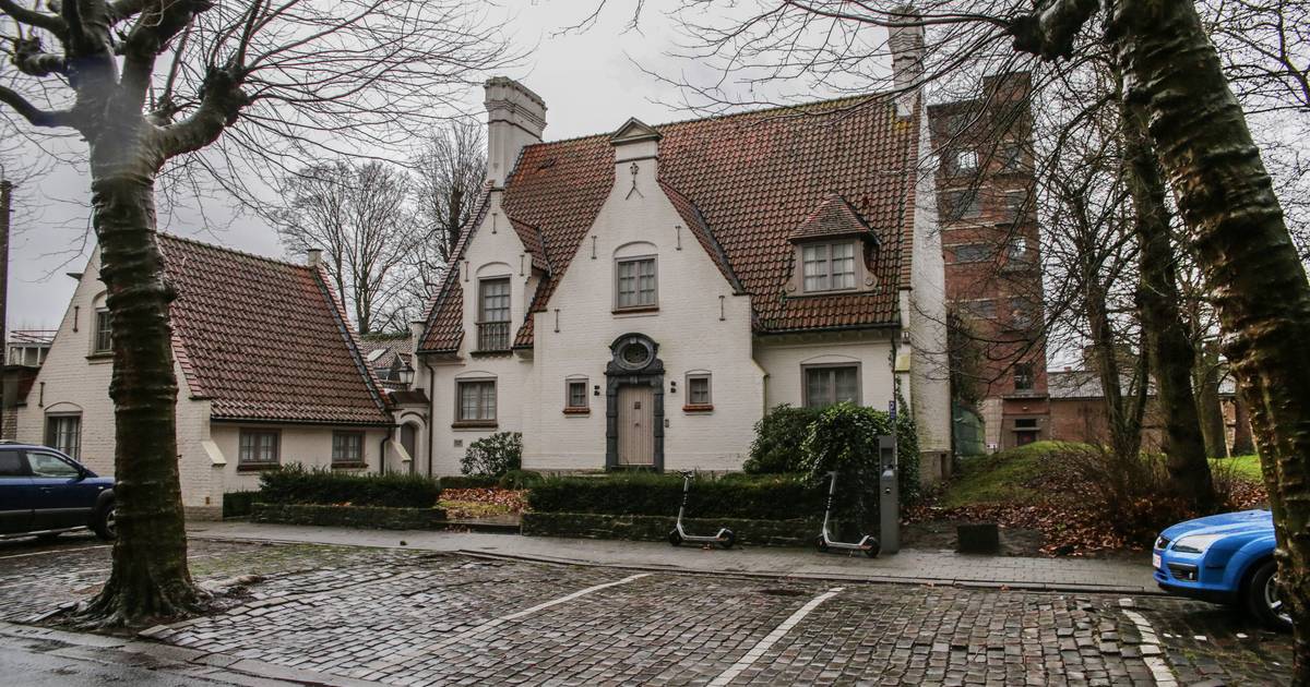 Villa van wijlen dokter Pype aan buurtontwikkelaar Maxhome verkocht ...