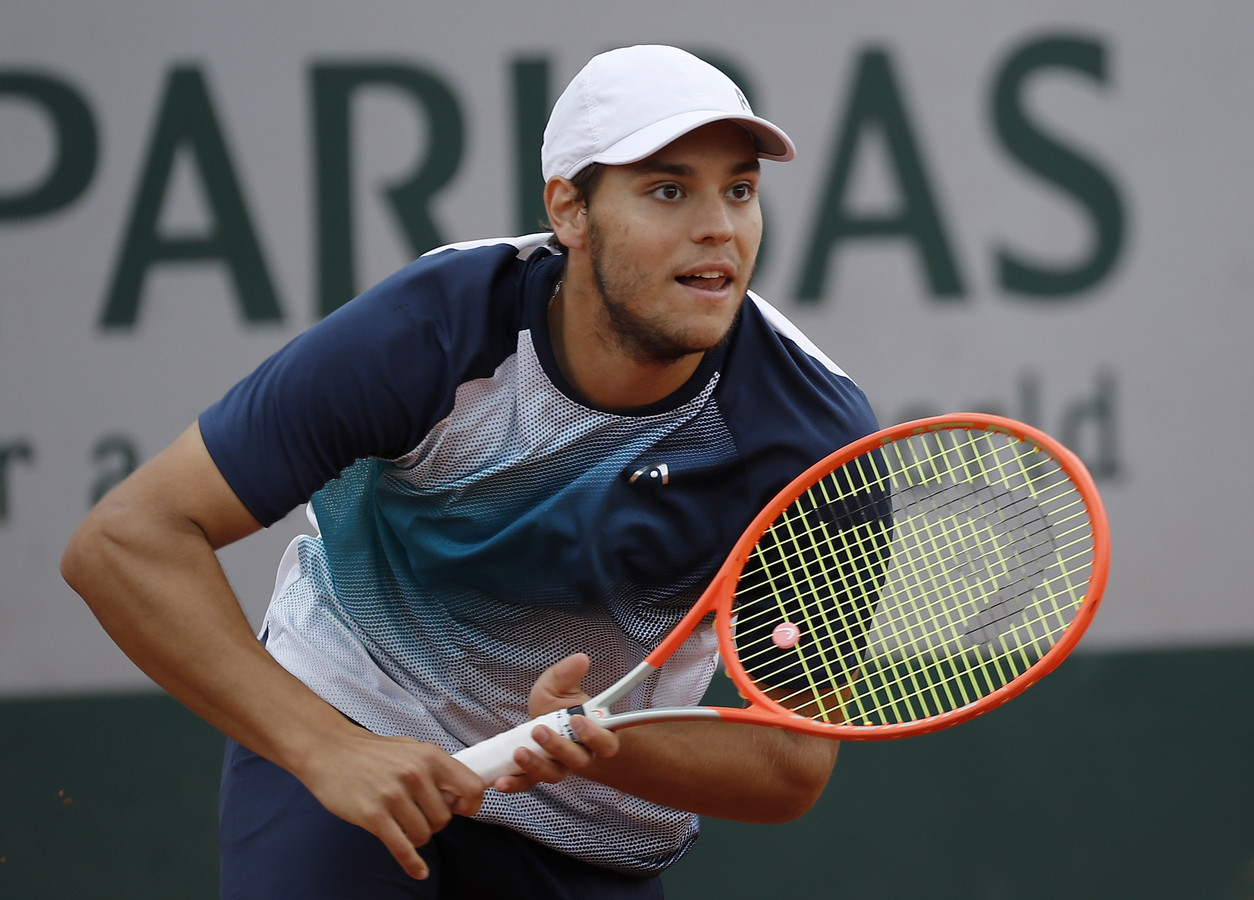 Russische tennisser valt tijdens wedstrijd uit tegen zijn moeder: ‘Als ...