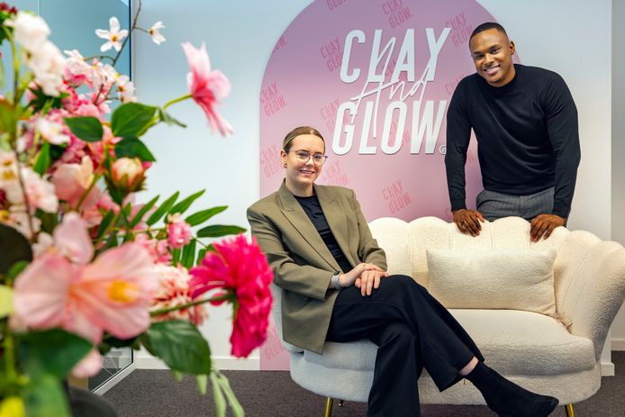 Julia (26) stopte vijf jaar geleden met haar studie en heeft nu een ...