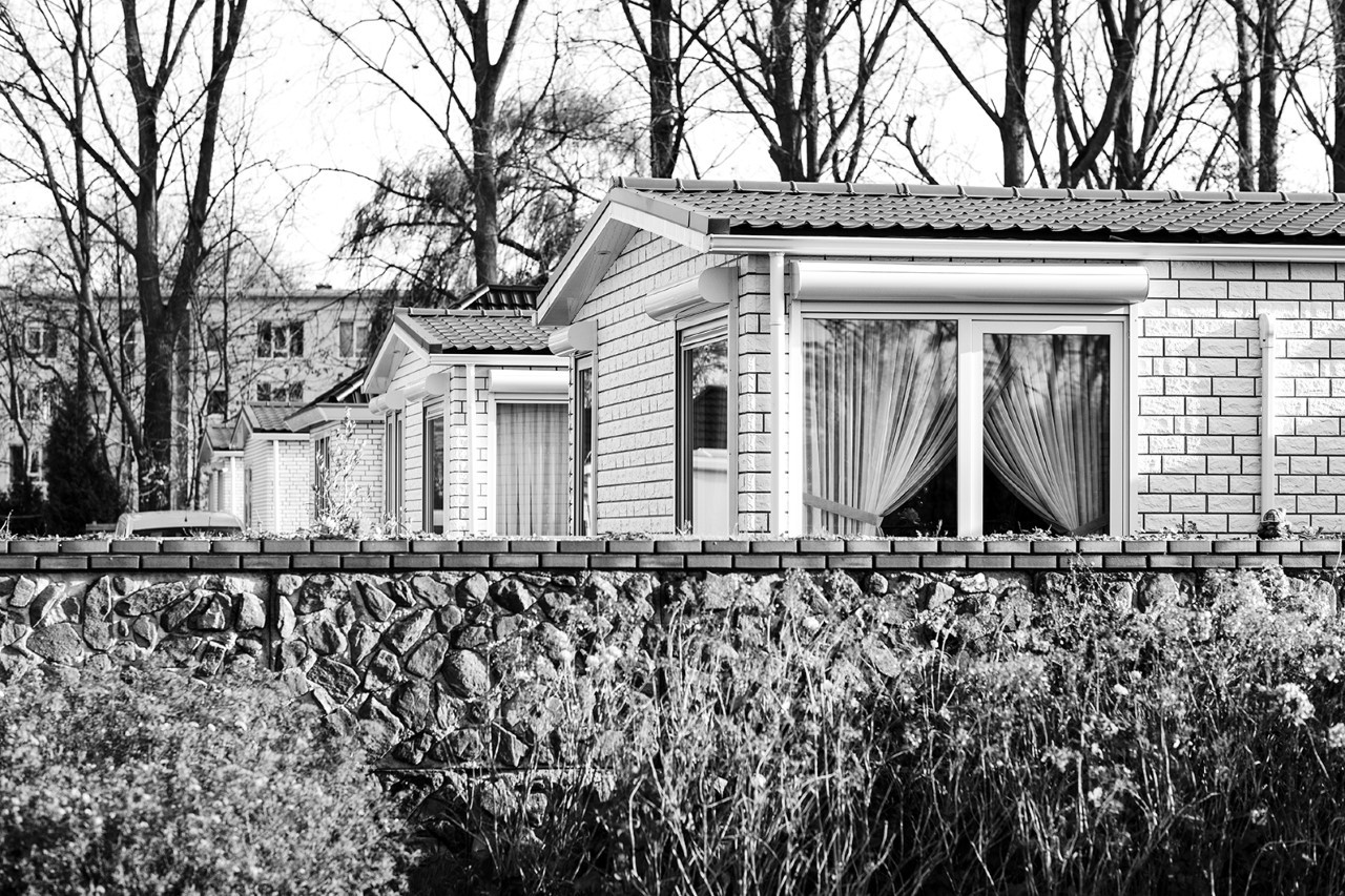 Suzanne fotografeerde het leven op het woonwagenkamp in Arnhem: ‘Het ...