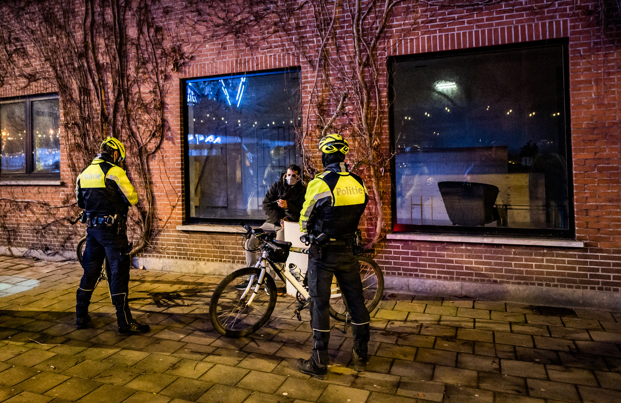 ‘De avondklok moet in de loop van april verdwijnen’: tijdelijke ...