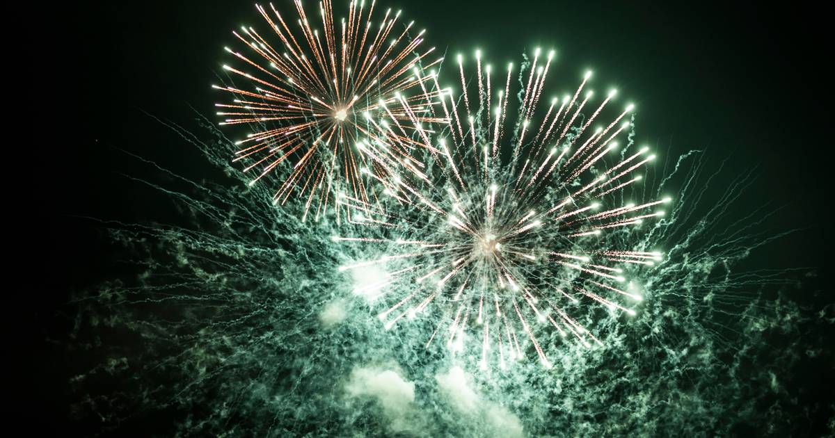 Vuurwerk uitzonderlijk toegestaan tussen 12 en 1 uur met oudjaar | Lier | hln.be