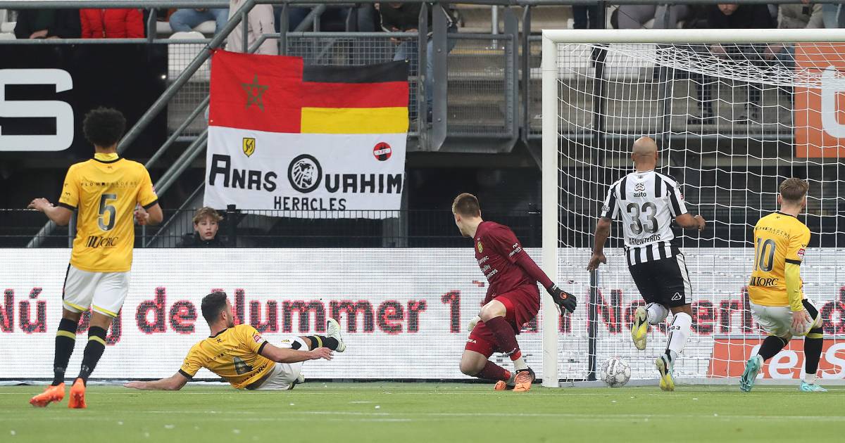 Heracles boekt met hangen en wurgen een magere zege | Sport | tubantia.nl