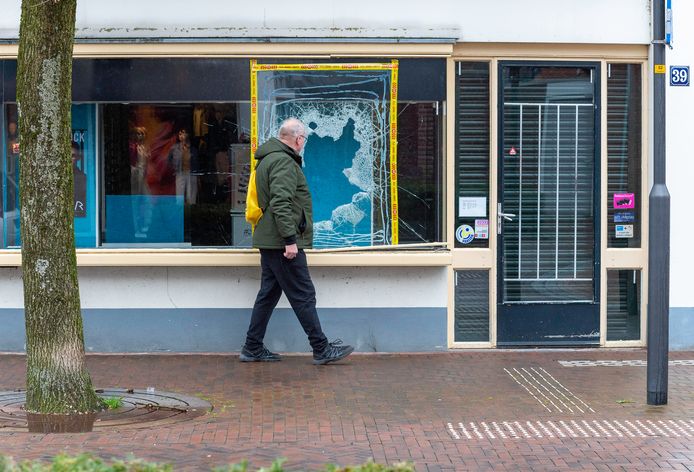 Ravage in winkel van juwelier Jan uit Vaassen: ‘Ze hebben alles ...