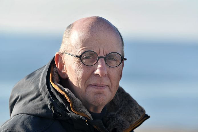 Rouwexpert Luuc Smit: ‘Rouwen zou onderdeel moeten zijn van opleiding ...