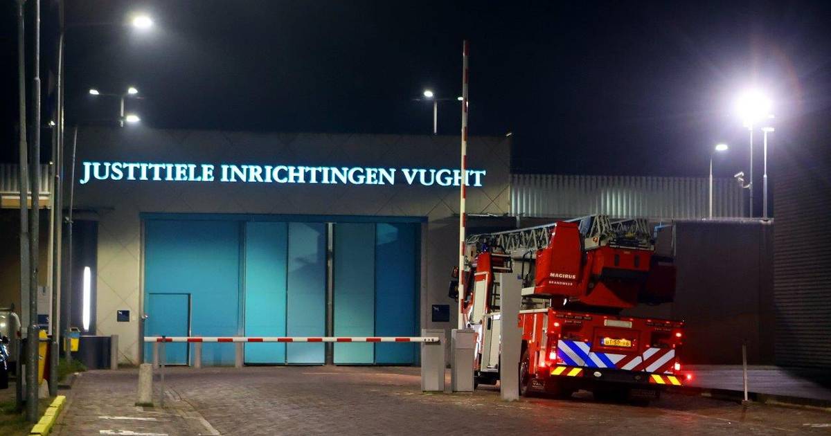Brand in cel PI Vught, gevangene voor controle naar ziekenhuis | Den ...