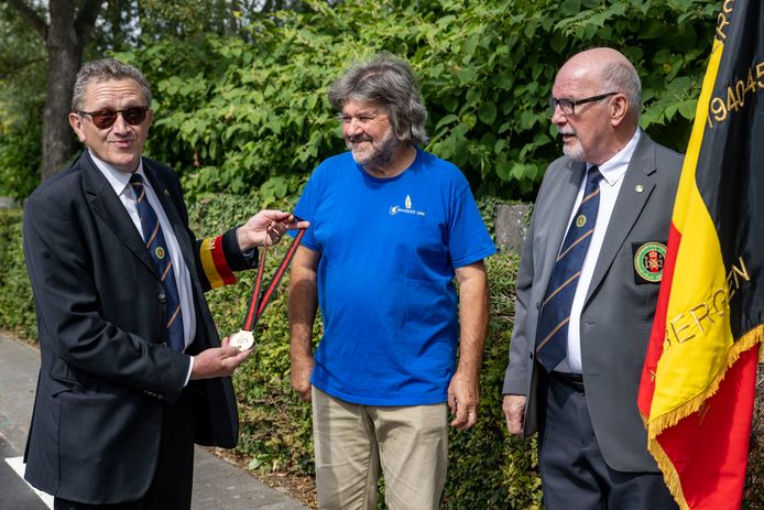 Eremedaille voor François De Bleser: “Mee aan basis van geslaagde Vier ...
