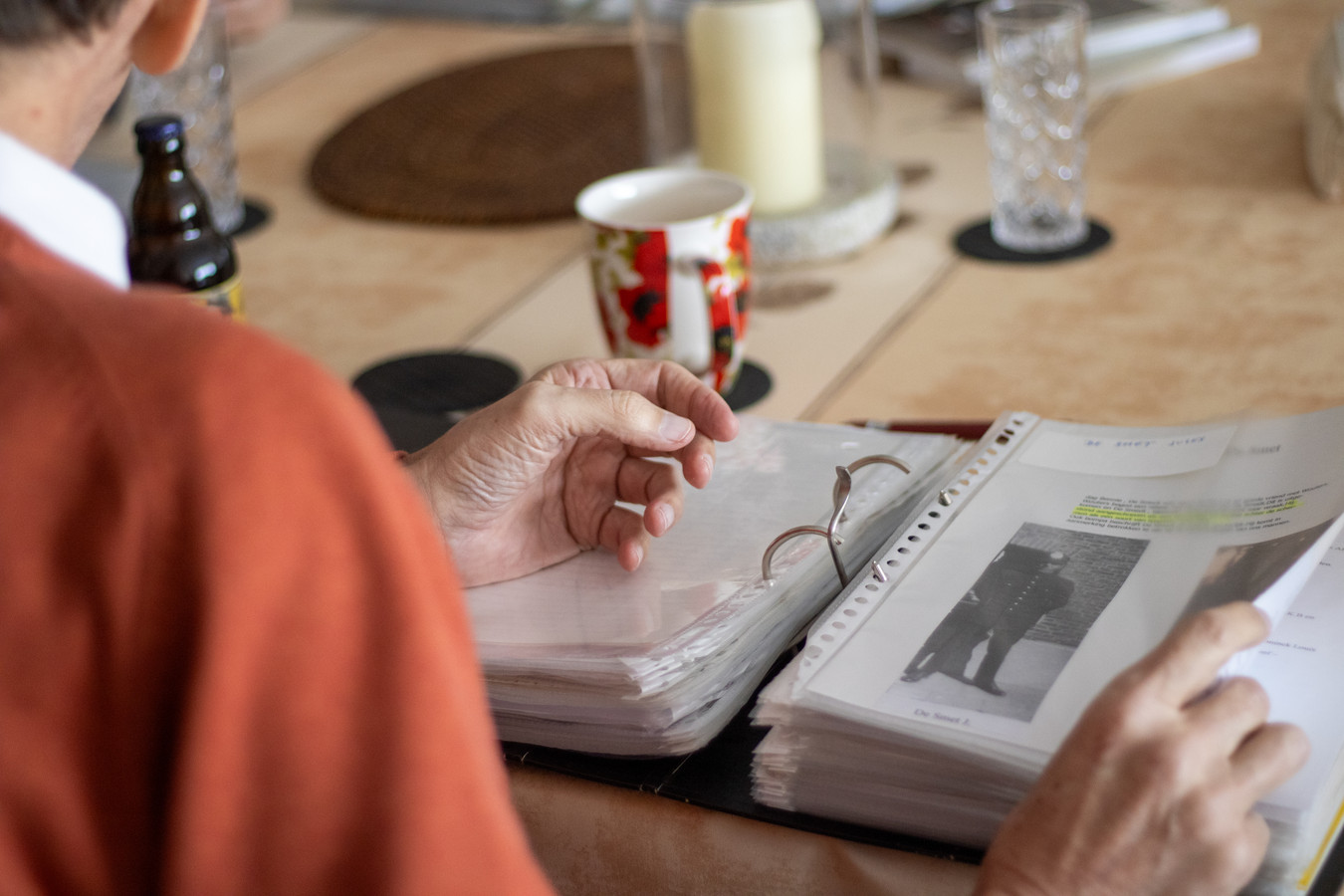 Net als oorlogsfilm ‘WIL’... Ex-agent belicht dubbele rol van politie ...