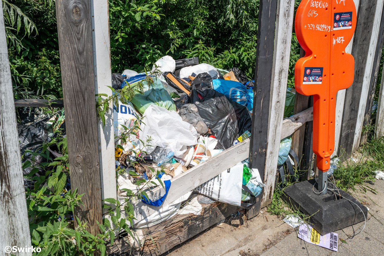 Aalter lanceert proefproject tegen zwerfafval | Foto | hln.be