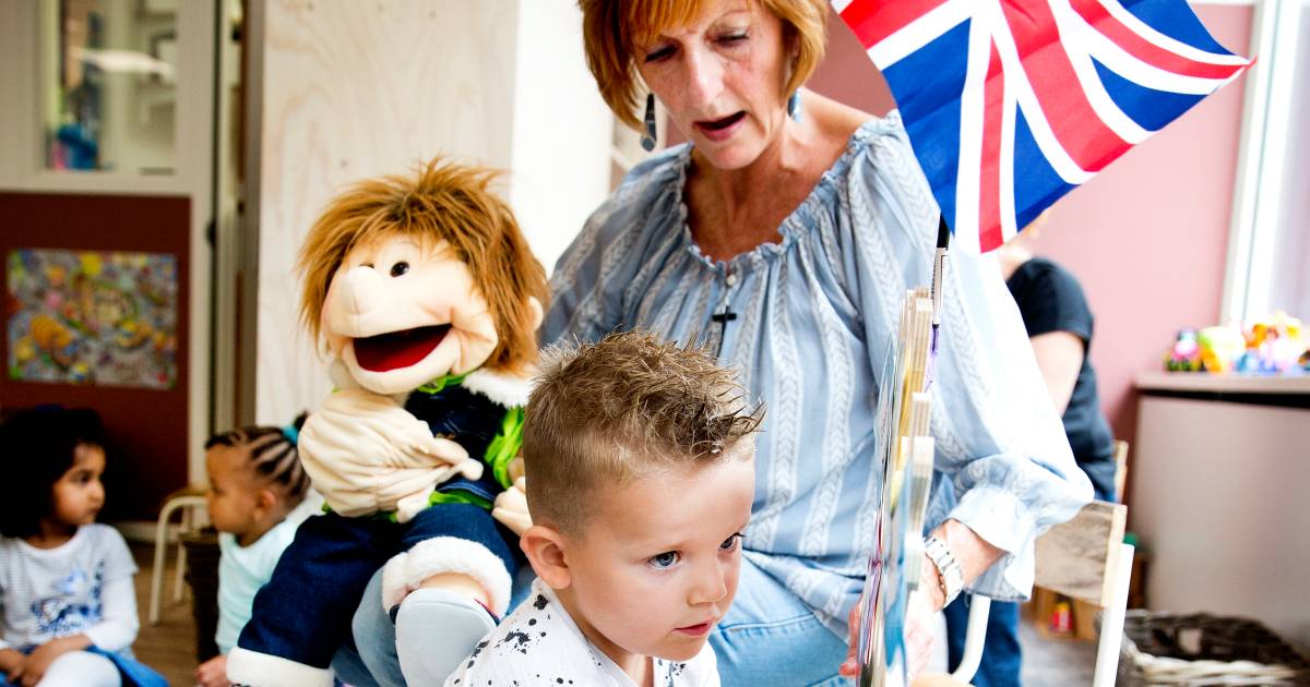 Engelse les voor kleuters met handpop Benny is een hit | Binnenland ...