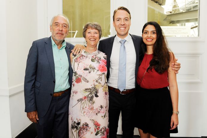 Sam Van Rooy (Vlaams Belang,33), gemeenteraadslid Antwerpen | De Krant ...