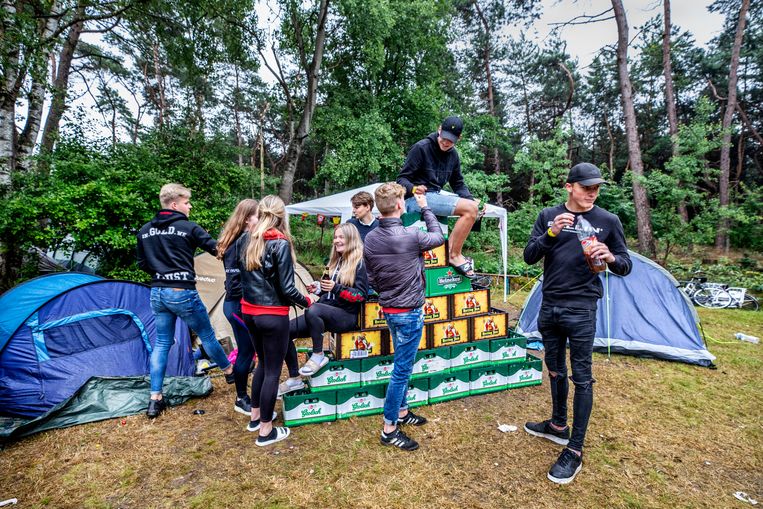 Op jongerencamping Dennenoord staan zelfs 50-plussers. ‘We houden wel ...