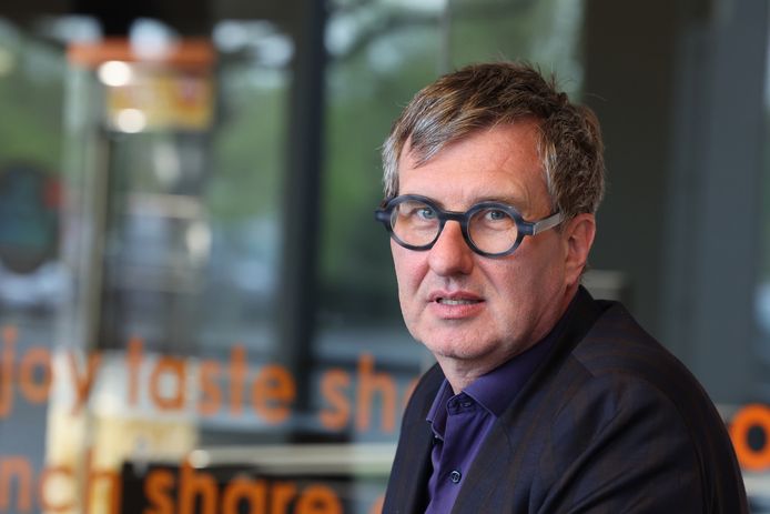 Jan Verheyen is net 60 geworden en is 20 jaar getrouwd: “Lien vond mij eerst een ongelooflijke ...