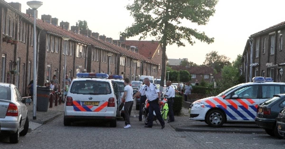 Dode bij incident in Duivenstraat Oss | Oss e.o. | bd.nl