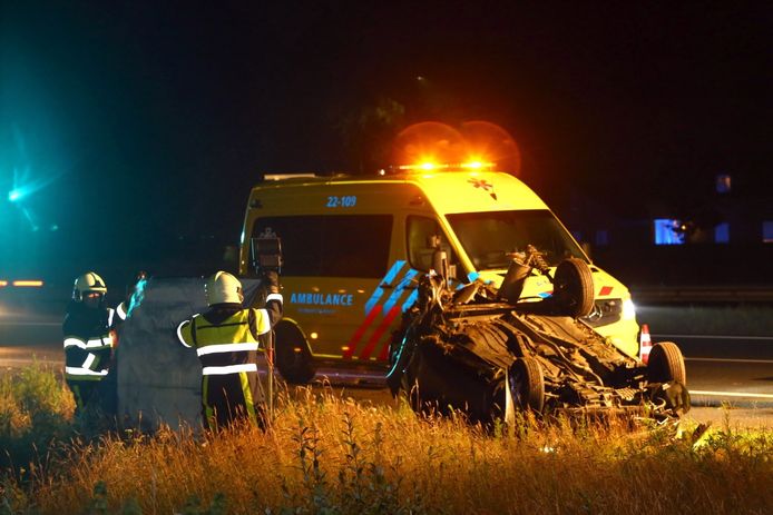 Automobilist opgepakt na dodelijk ongeluk op A50 bij Sint-Oedenrode, vrouw uit Best overleden ...